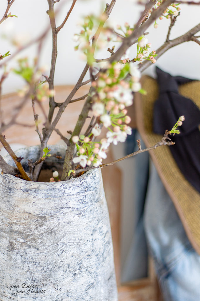 Aged Stone Vase | A Stunning and Easy DIY - Open Doors Open Hearts